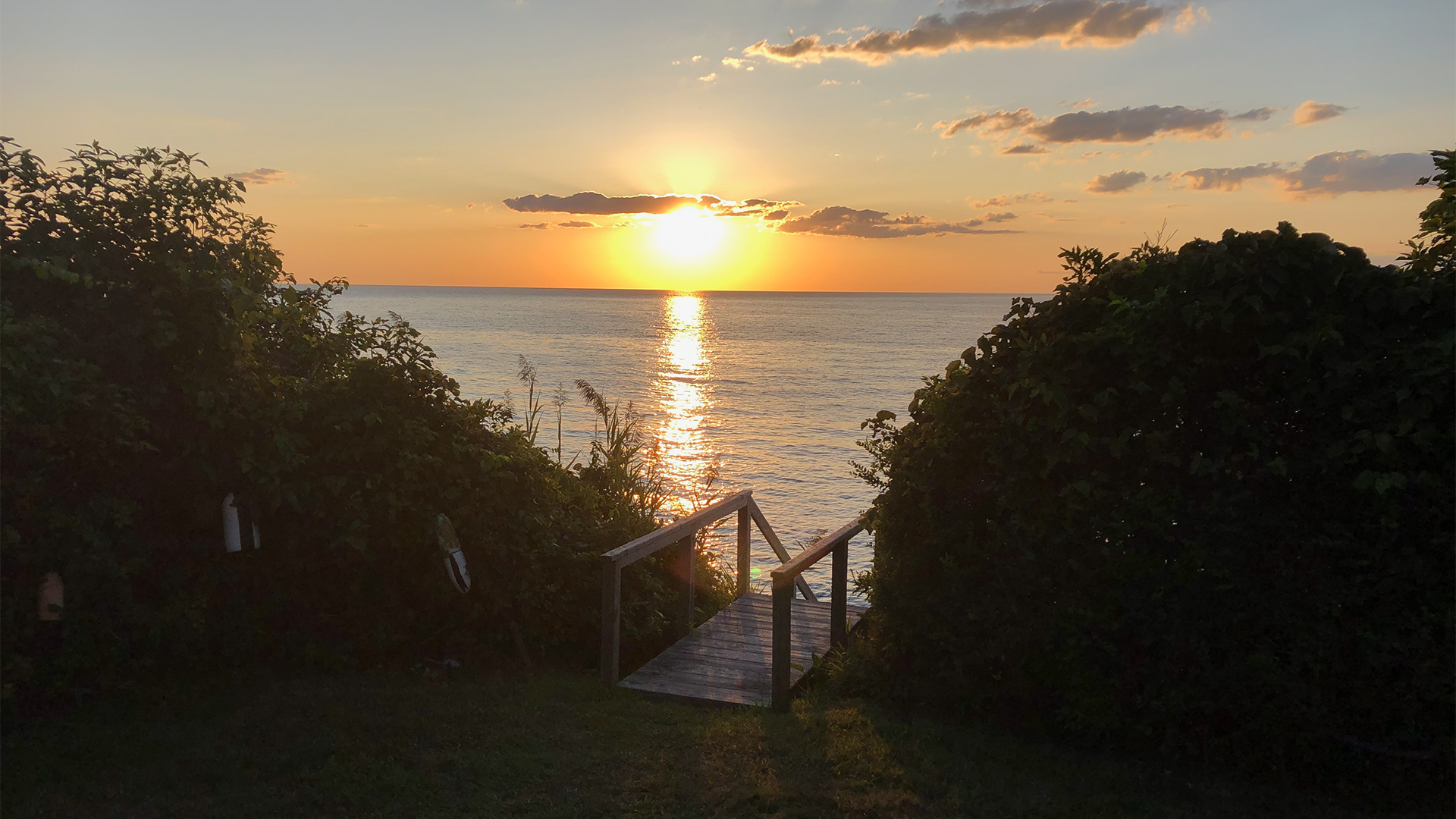 Home - The Cottage at Sunset Bluff